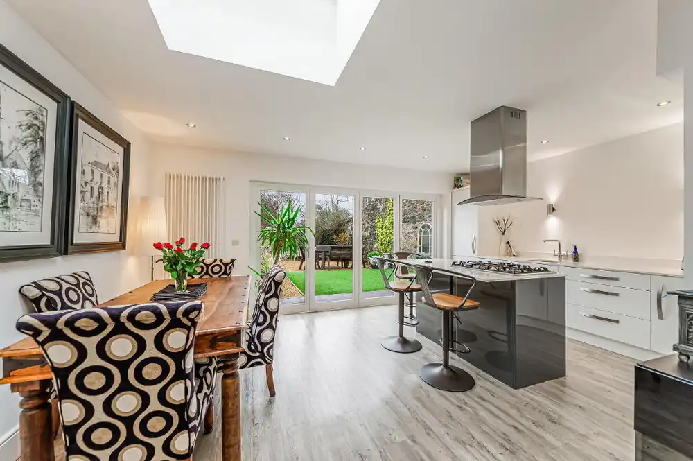 Properties for Sale and to Rent in Northern Ireland - Propertynews.com